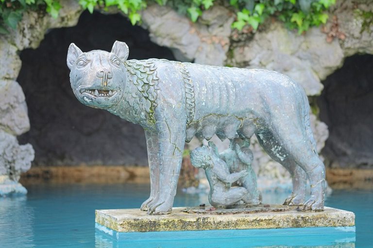 What Is the Story behind the Capitoline She Wolf Statue?